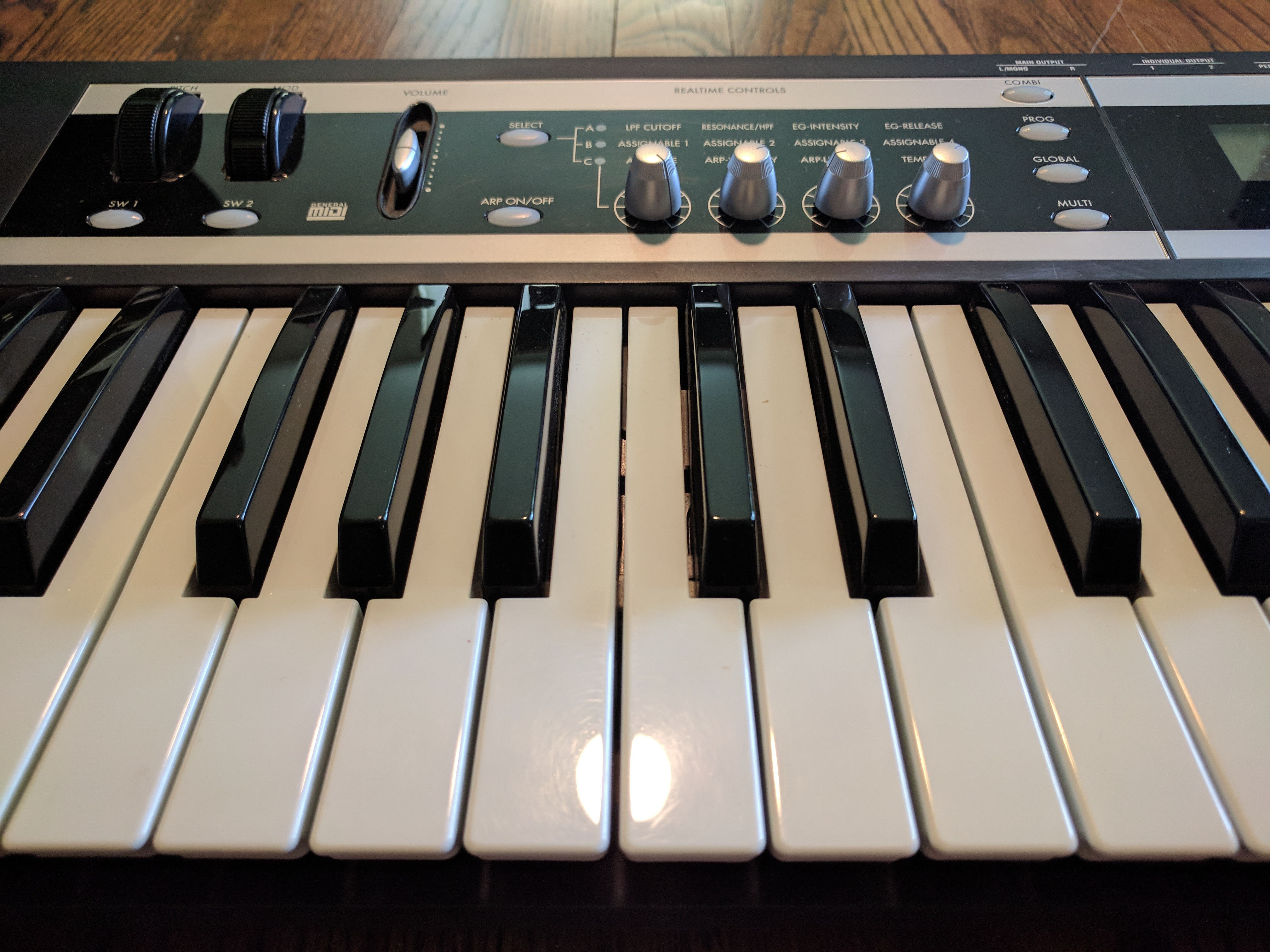 Korg X50 photo gallery - Syntaur