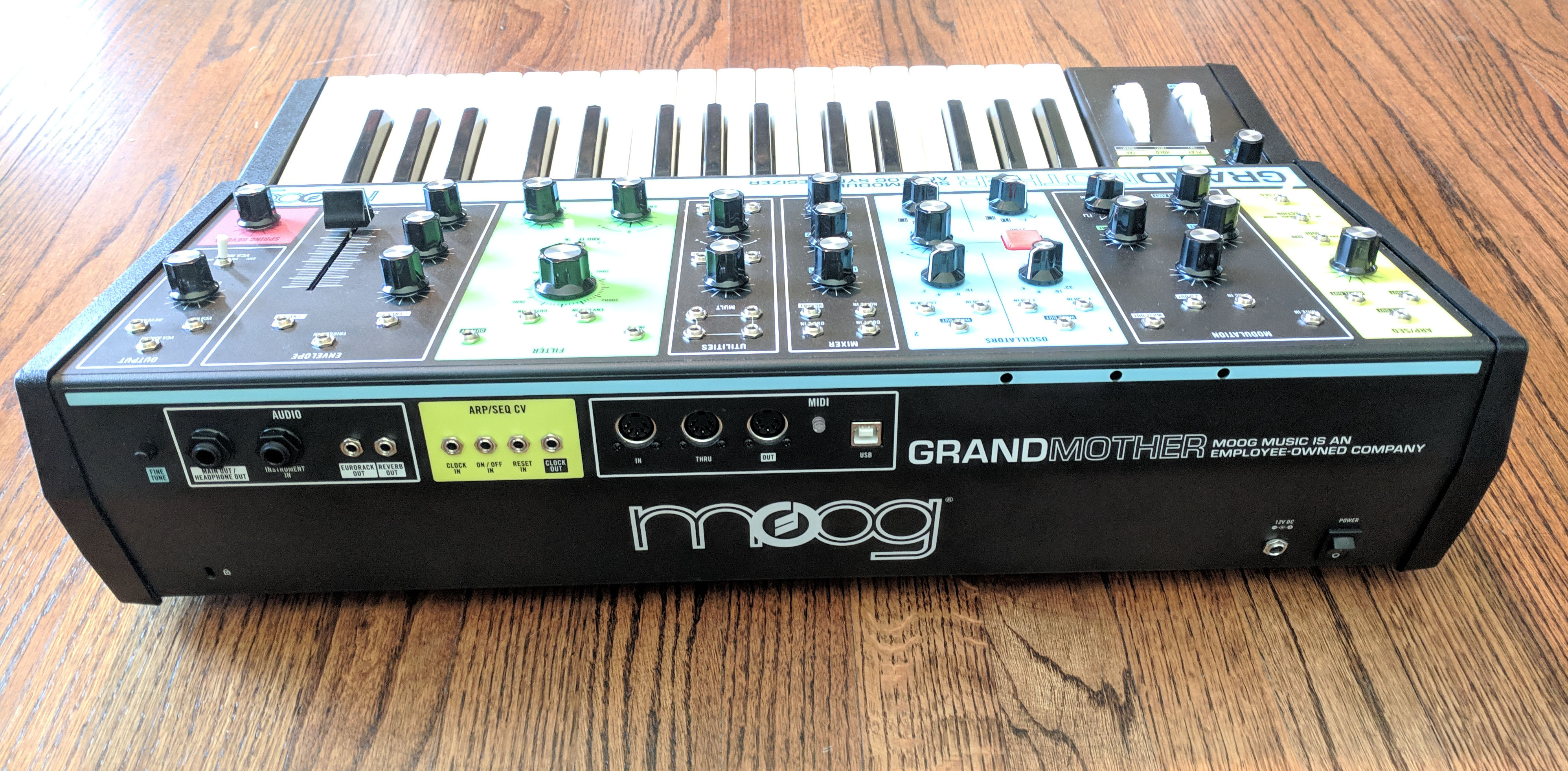 Moog Grandmother photo gallery - Syntaur