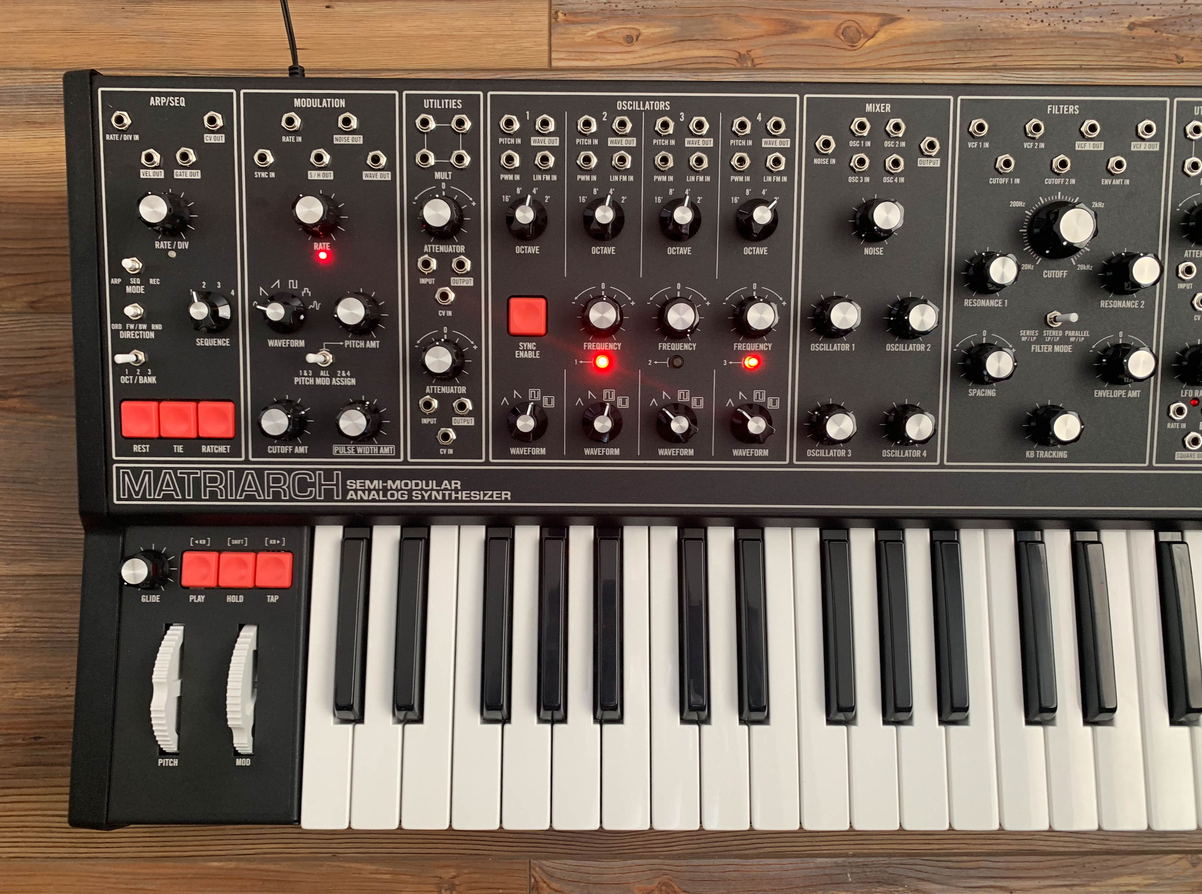 Moog Matriarch photo gallery - Syntaur
